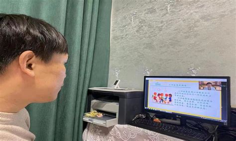 心理健康初筛查家长学堂又开课 市四十三中学组织全校学生家长参加网络学习