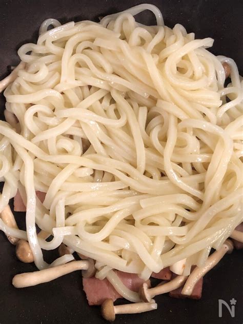 おすすめ♡ベーコンとしめじの和風カルボナーラうどん By Rinaty（りなてぃ） レシピサイト Nadia ナディア プロの料理