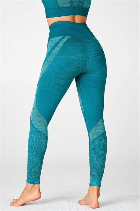 High Waisted Seamless Dot Legging Fabletics