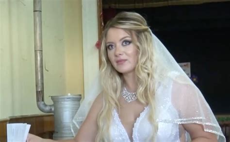 НАВРЪХ СВАТБАТА СИ Ето какво направиха тези младоженци Информационна агенция ПИК