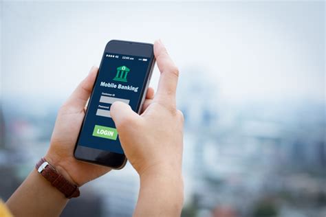Ways To Keep Safe When Using Mobile Banking Woolard Krajnik Masciangelo LLP