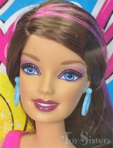 2011 Hairtastic Barbie Brunette Toy Sisters
