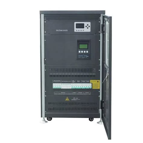 Whaylan LCD Display Single Phase Hybrid Off Grid 3kw 50 60Hz 3kVA 24V Solar Inverters For Solar