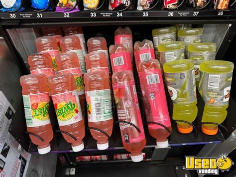 Wittern FSI USI 3589 Snack And Drink Combo Vending Machine For Sale In