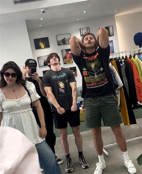 Dennis Daily Artofit