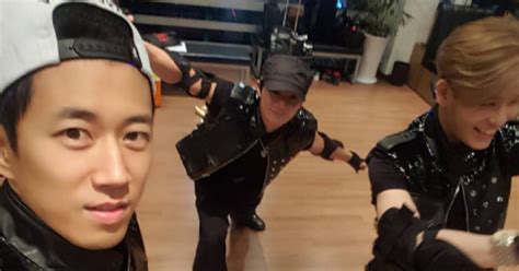 Yg와 계약 젝스키스 근황 포착강성훈 혼자 뭐하니