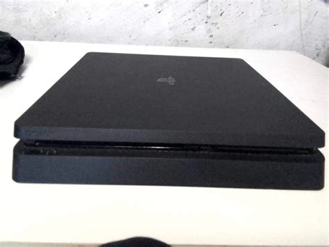 Playstation 4 Slim 500gb يد تحكم كوبي 2 سي دي بيس 2020 للتواصل على