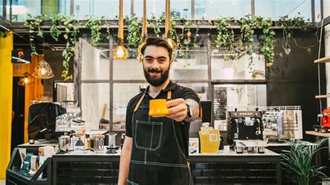 Emprendedores Cuándo Ahorrar Y Cuándo Gastar Cambio Colombia Cómo