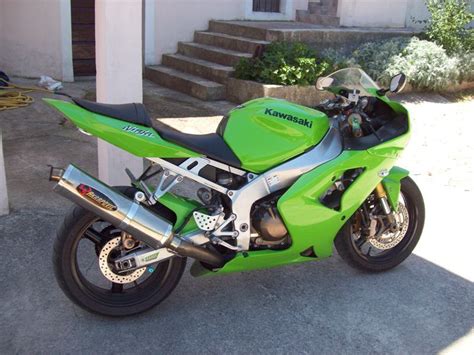 Kawasaki ZX 6R 636 Cm3 2004 God