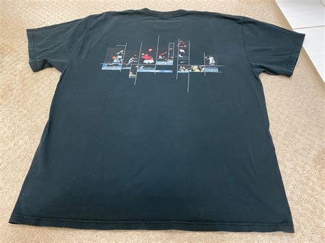 Vintage 2001 Nike Freestyle Basketball Black T Shir Gem