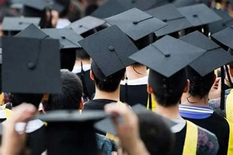 نخبگان به ایران بیایید و سربازی بروید؛ آیین‌نامه ارتباط با نخبگان ایرانی خارج از کشور تصویب شد