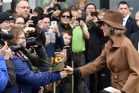 La reina Máxima y un gran estilismo de invierno Infobae