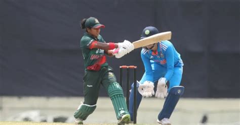 নারী ক্রিকেটারদের জন্য ৩৫ লাখ টাকা বোনাস ঘোষণা বিসিবির