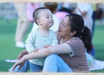 定格幸福瞬间 瓜州小城里藏着最惬意的生活 凤凰网视频 凤凰网