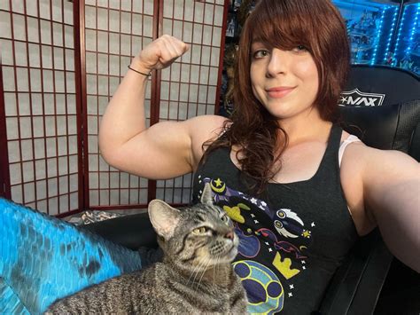 Kitty Bit Games And Cosplay~ On Twitter Time For More Chillin Hanging