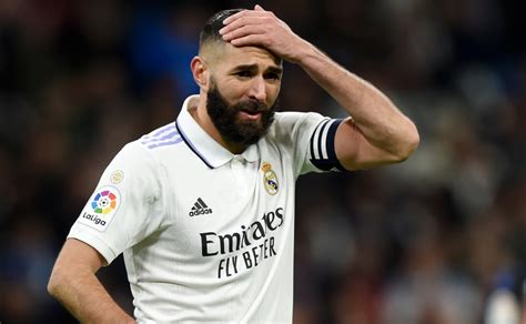 카림 벤제마가 레알 마드리드 대 알 알리 경기에 출전하지 않는 이유는 무엇입니까 Moyens Io