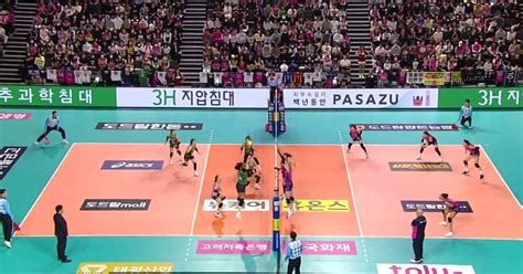 Gs칼텍스 선두 흥국생명 10연승 저지현대캐피탈은 6연패 탈출