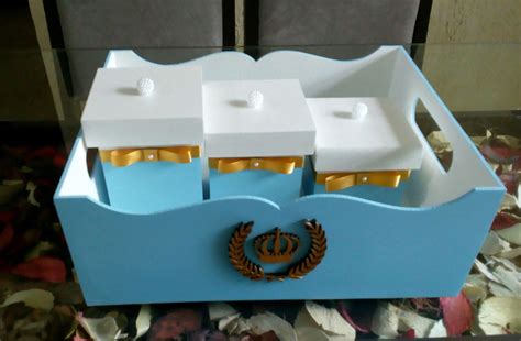 Kit Higiênico de bebe em Mdf Coroa Elo Produtos Especiais