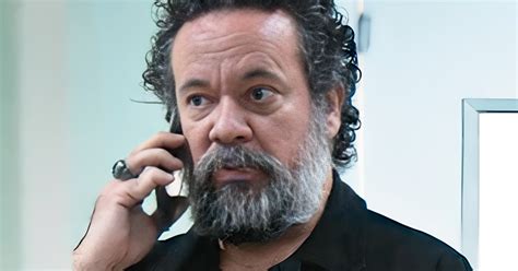 Quem é O Cúmplice Misterioso De Otto Em Família é Tudo