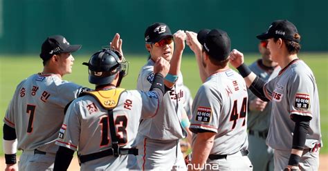 12안타 9득점 타선으로 응수한 한화 Kt 6연승 저지