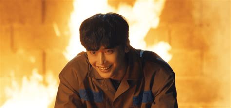 《黑話律師》收視刷新高！盤點《黑話律師》李鍾碩「演技封神」瞬間，被大讚代表作再1 Ksd 韓星網 韓劇