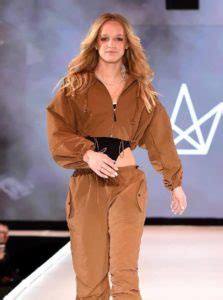 Natalie Grace Bio Age Career Net Worth Single Height Facts