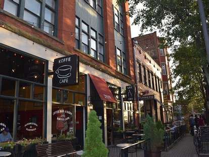 Market Avenue Wine Bar A Bar In Cleveland OH Thrillist
