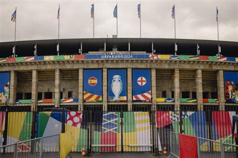 بث مباشر مباراة إسبانيا وإنجلترا اليوم في نهائي يورو 2024 فيديو