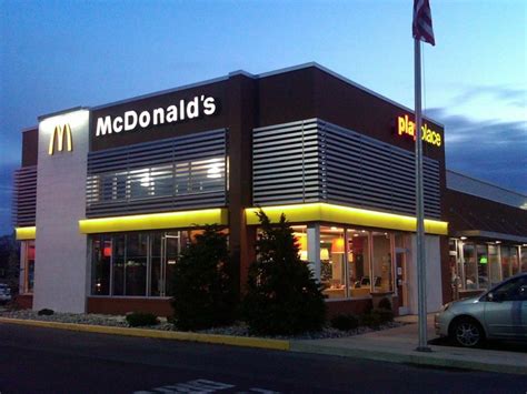 Franchisees Upset Over Mcdonalds Wage Increase