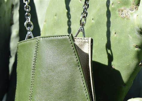 Piel De Nopal Creación Mexicana En La Mira De La Moda