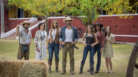 Tierra De Esperanza Conoce A Los Personajes De La Novela Novelas