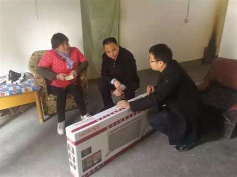 高陵檢察院將冬日暖陽送進貧困戶家中 每日頭條