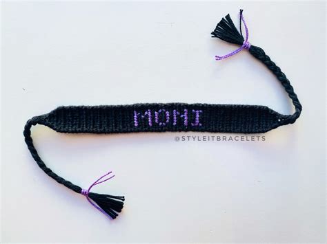 Alpha Pattern 323 Braceletbook