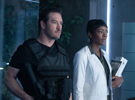 The Passage Mark Paul Gosselaar Chats About New Fox Virus Series