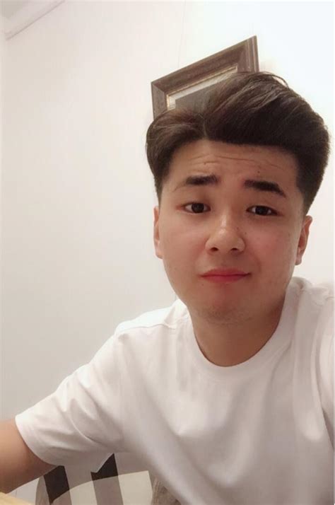 藝苑擷英青年油畫家常肖嘉 每日頭條