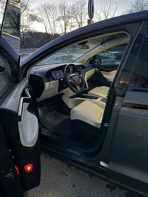 Тесла модел Х европа 52 000 Tesla Чернігів на Olx