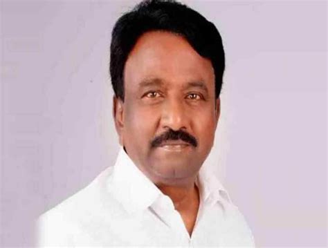 Big Shock To Brs Party Alampur Mla Abraham Has Joined The Congress Hydnow