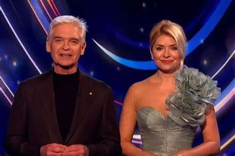 Dancing On Ice Fans Claim ITV Is Ruining Their Enjoyment With Boring Ad Breaks Devon Live