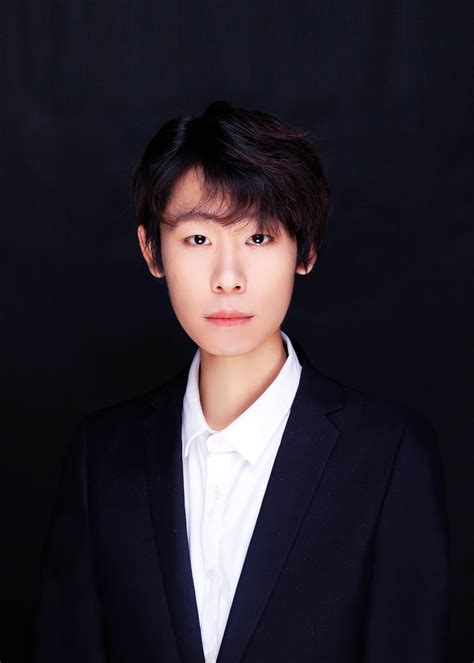 冯帅（青年作家）维典百科