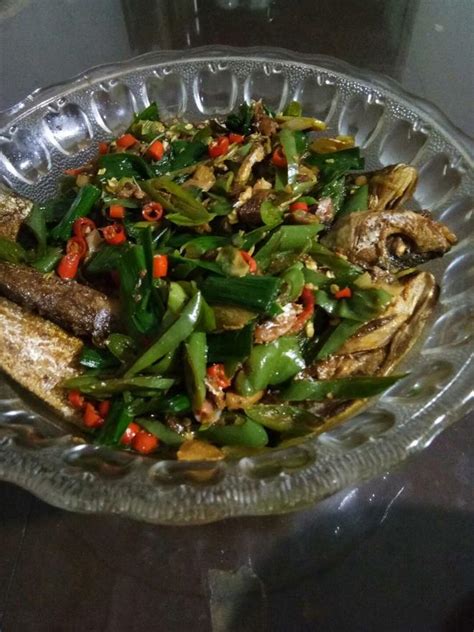 【家常煎鱼的做法步骤图，家常煎鱼怎么做好吃】兊蕤蘃下厨房