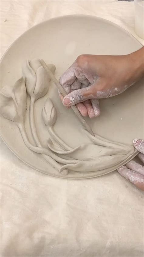 How To Create Beautiful Texture With Thick Slips Artofit
