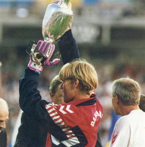 Mogens Krogh Dansk Målmandslegende Oddsapps Dk