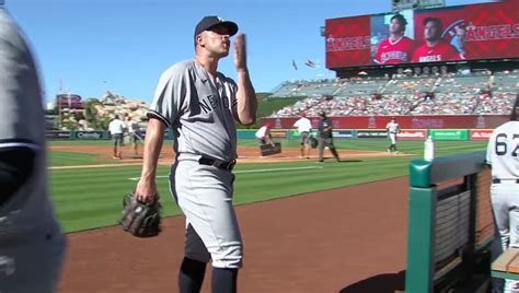 Carlos Rodon Trolea Fans De Los Yankees Que Lo Abucheaban