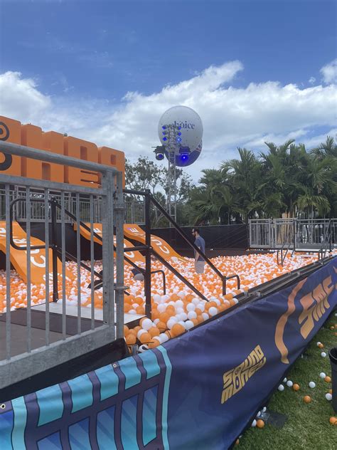 Ryan Broderick On Twitter Glennf Right Here Sgxig2x6d4 Twitter