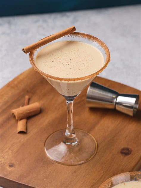Eggnog Martini Recipe