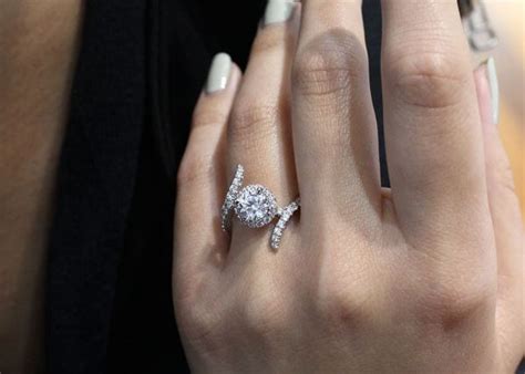 14kt Diamond Round Halo Bypass Engagement Ring Mounting Jupiter