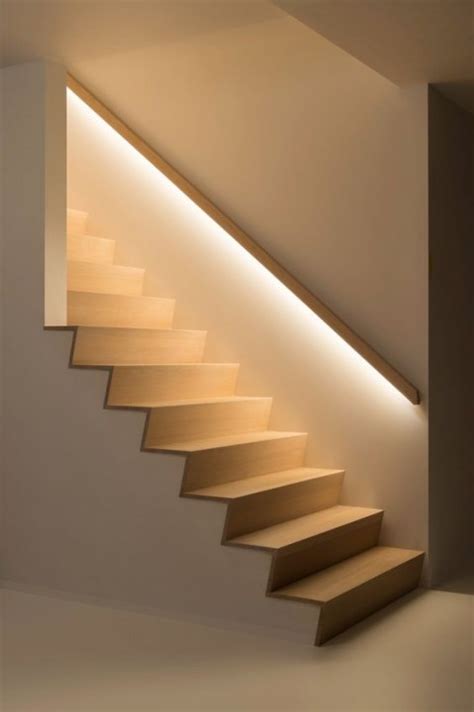 Éclairer un escalier avec des LED 5 idées faciles et tendance