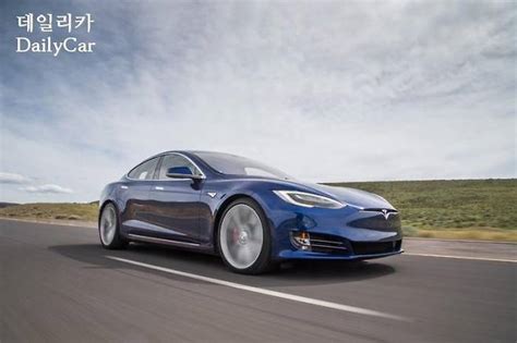 테슬라 크리스마스 위한 ′산타모드′ 업데이트모델 S⋅모델 X에 적용 데일리카