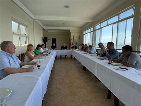 Câmara De Comércio Realiza Reunião De Diretoria Com Foco Na Inovação