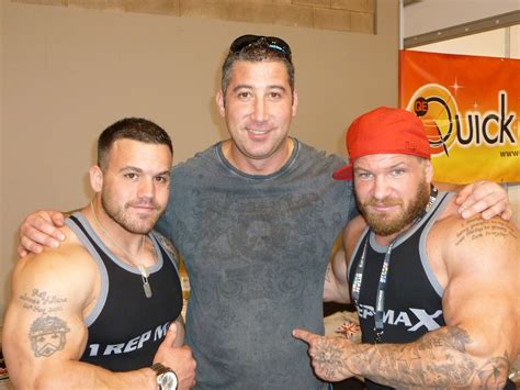 La Perfection Faite Homme Aaron Lambo 02